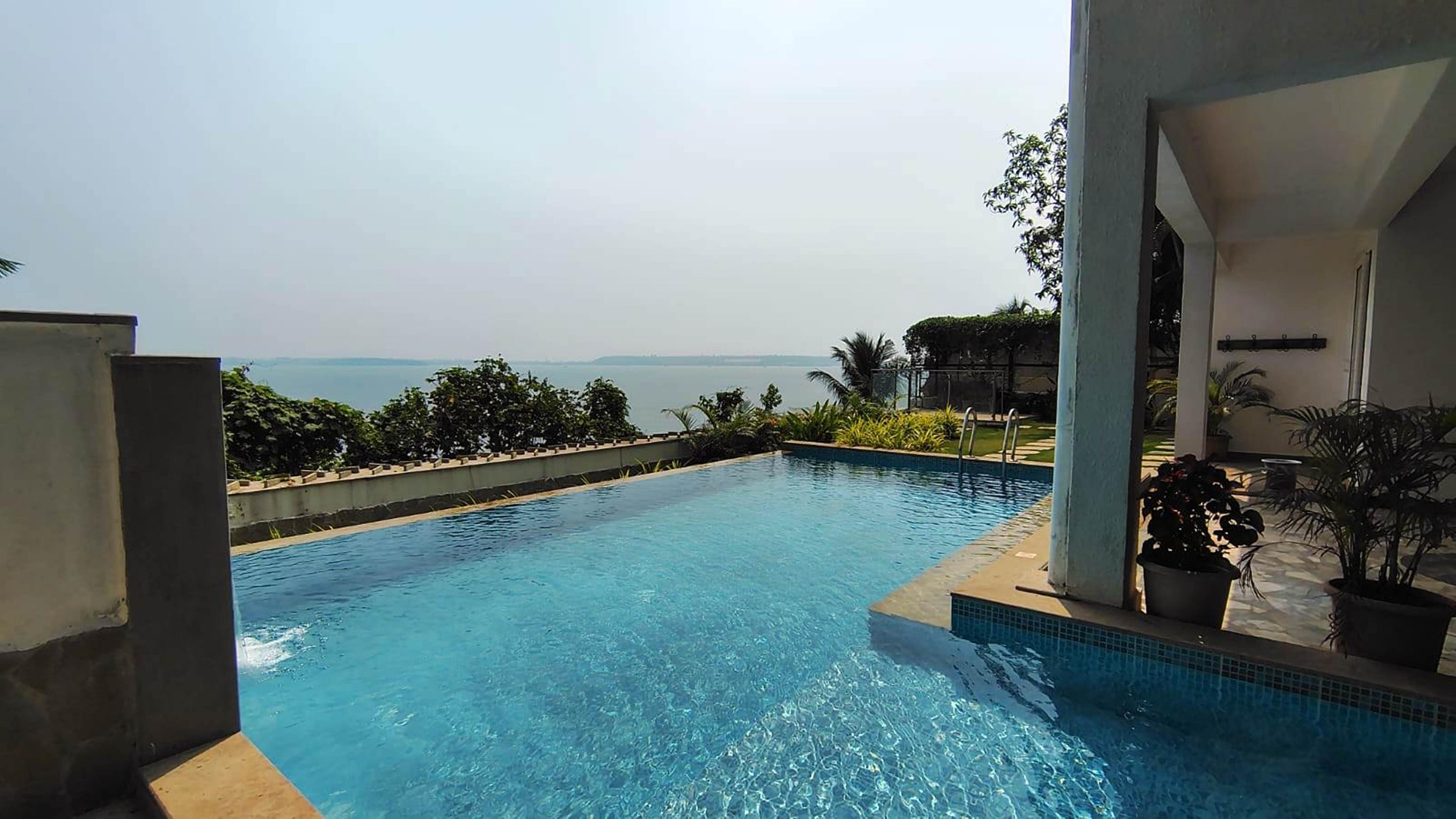 Oceancrest 6 BHK Villa Dona Paula by Dia Hotels and Homes 𝗕𝗢𝗢𝗞 Goa Villa