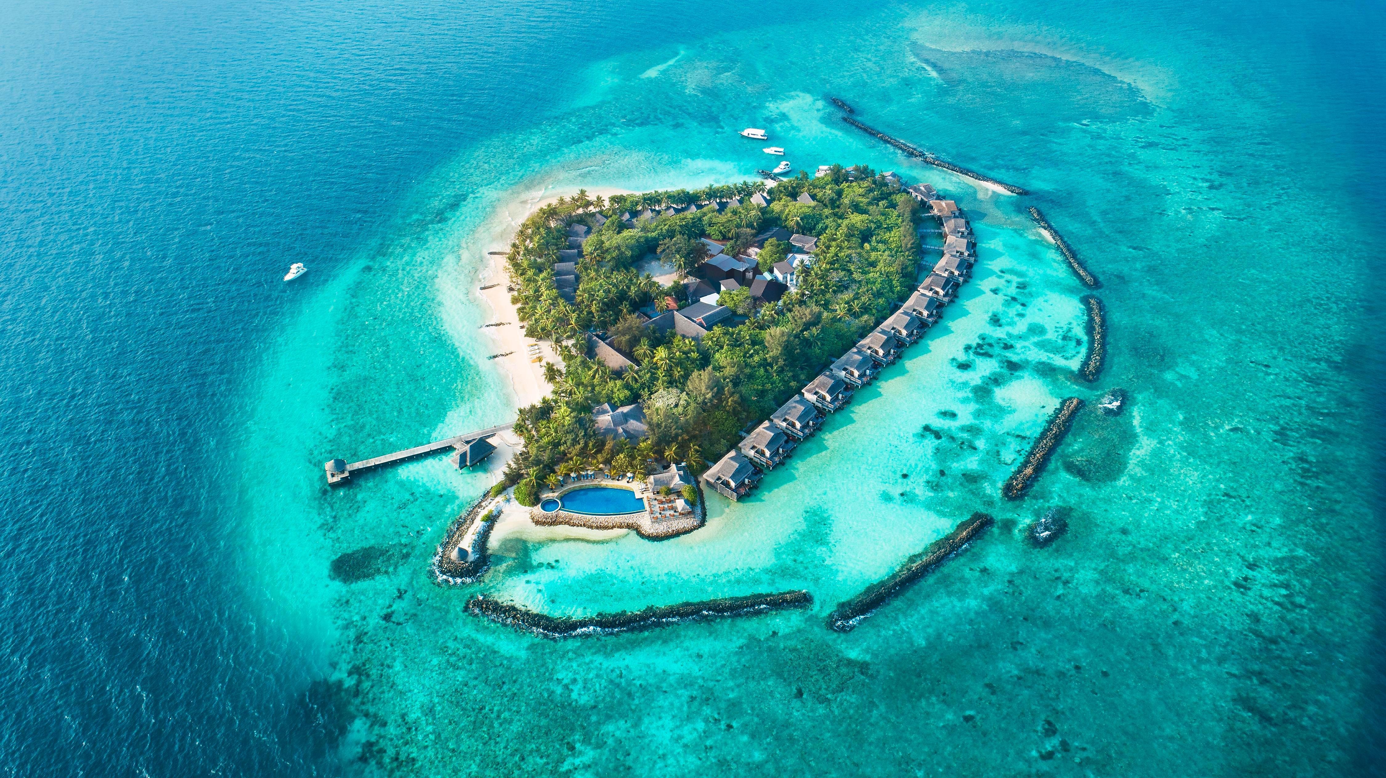 Taj Coral Reef Resort & Spa - Premium All Inclusive 𝗕𝗢𝗢𝗞 Maldives ...