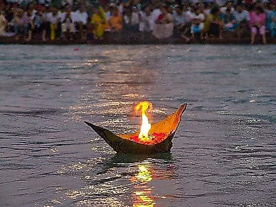 Hotels Near Har Ki Pauri Book from Top Places to Stay Near Har Ki Pauri ...