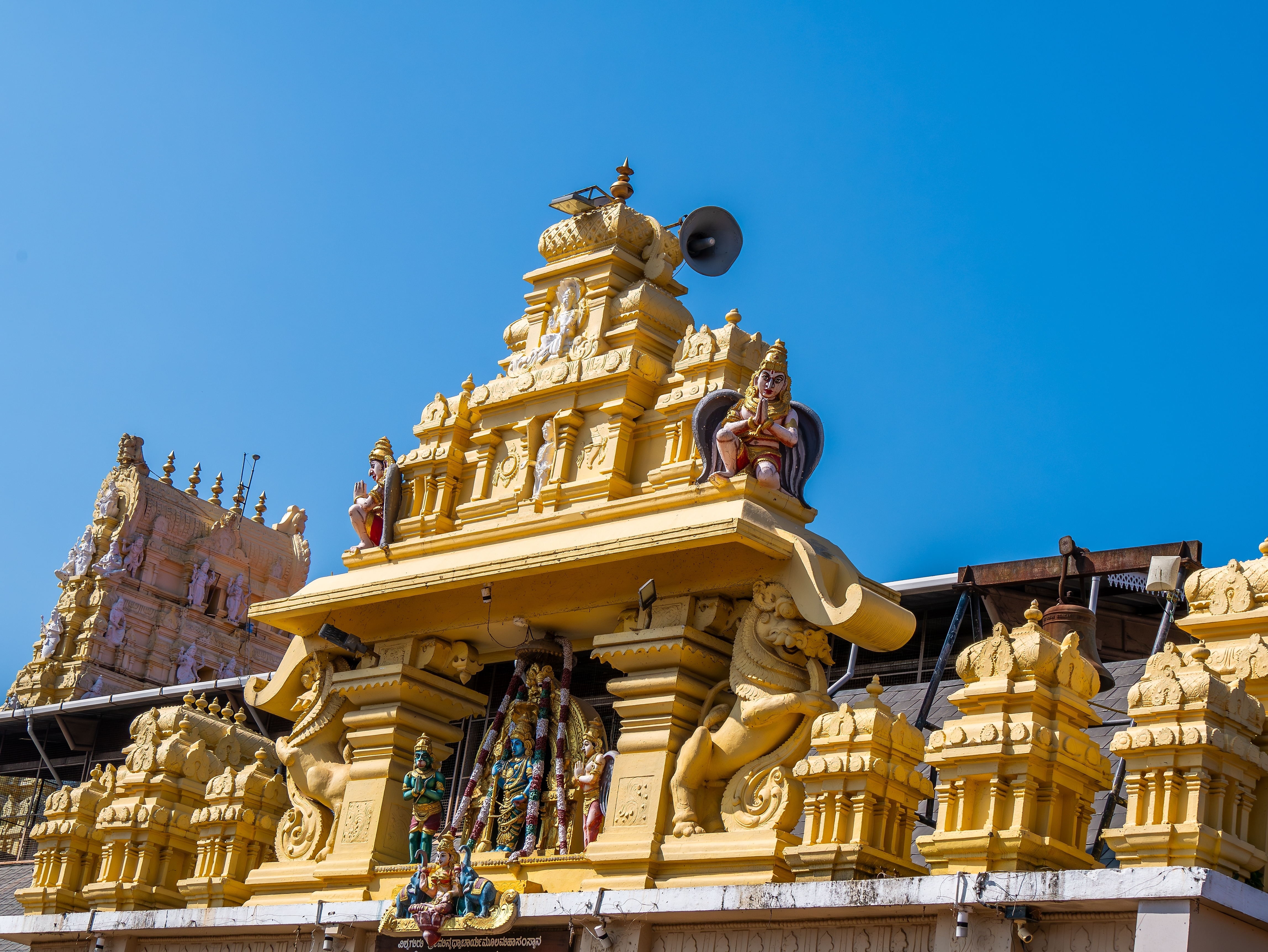 Hotels Near Shree Krishna Temple Book from Top Places to Stay Near ...
