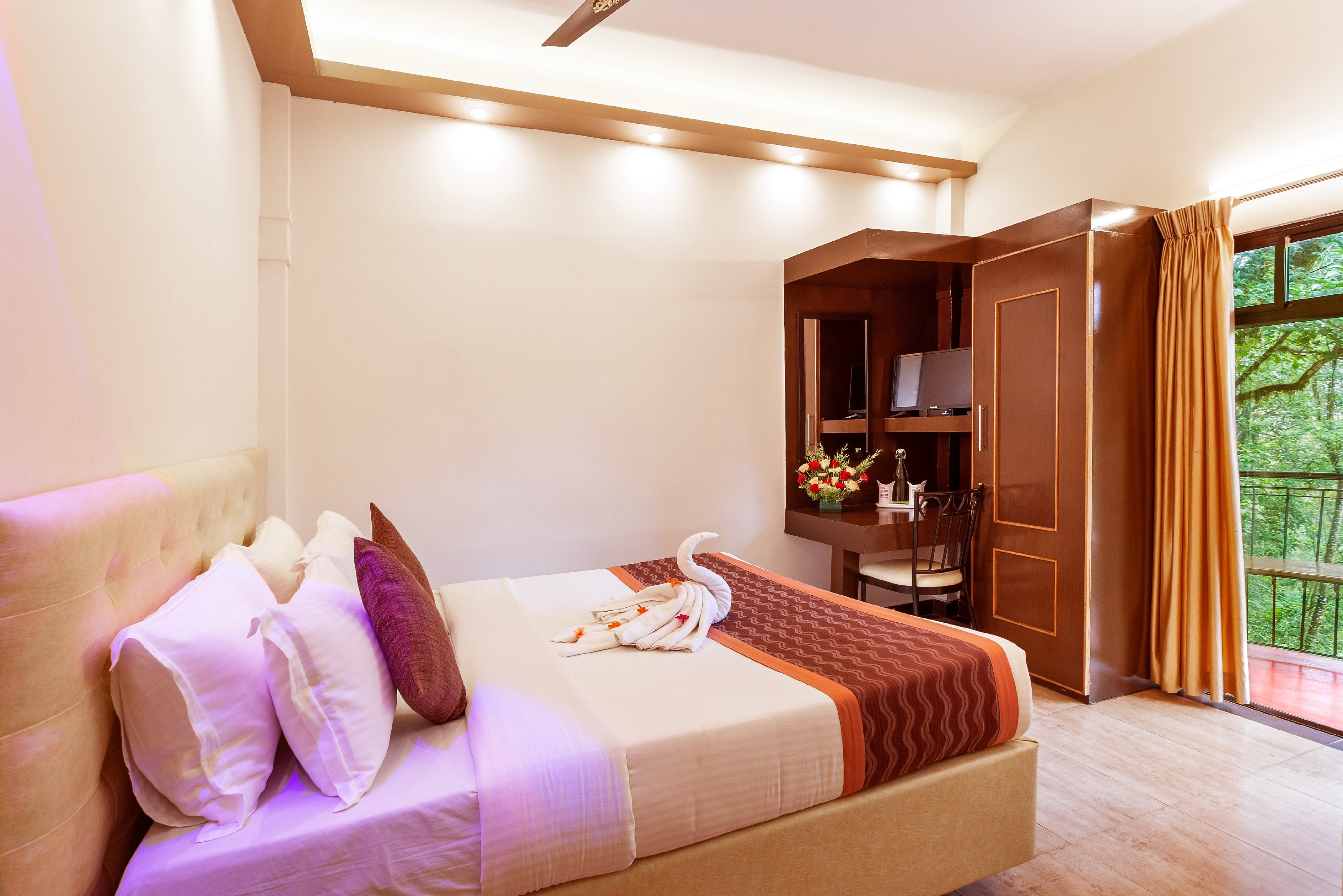 Forest Haven Resort Munnar INR 301 OFF ( ̶1̶4̶9̶9̶ ) Resort Price, Address & Reviews