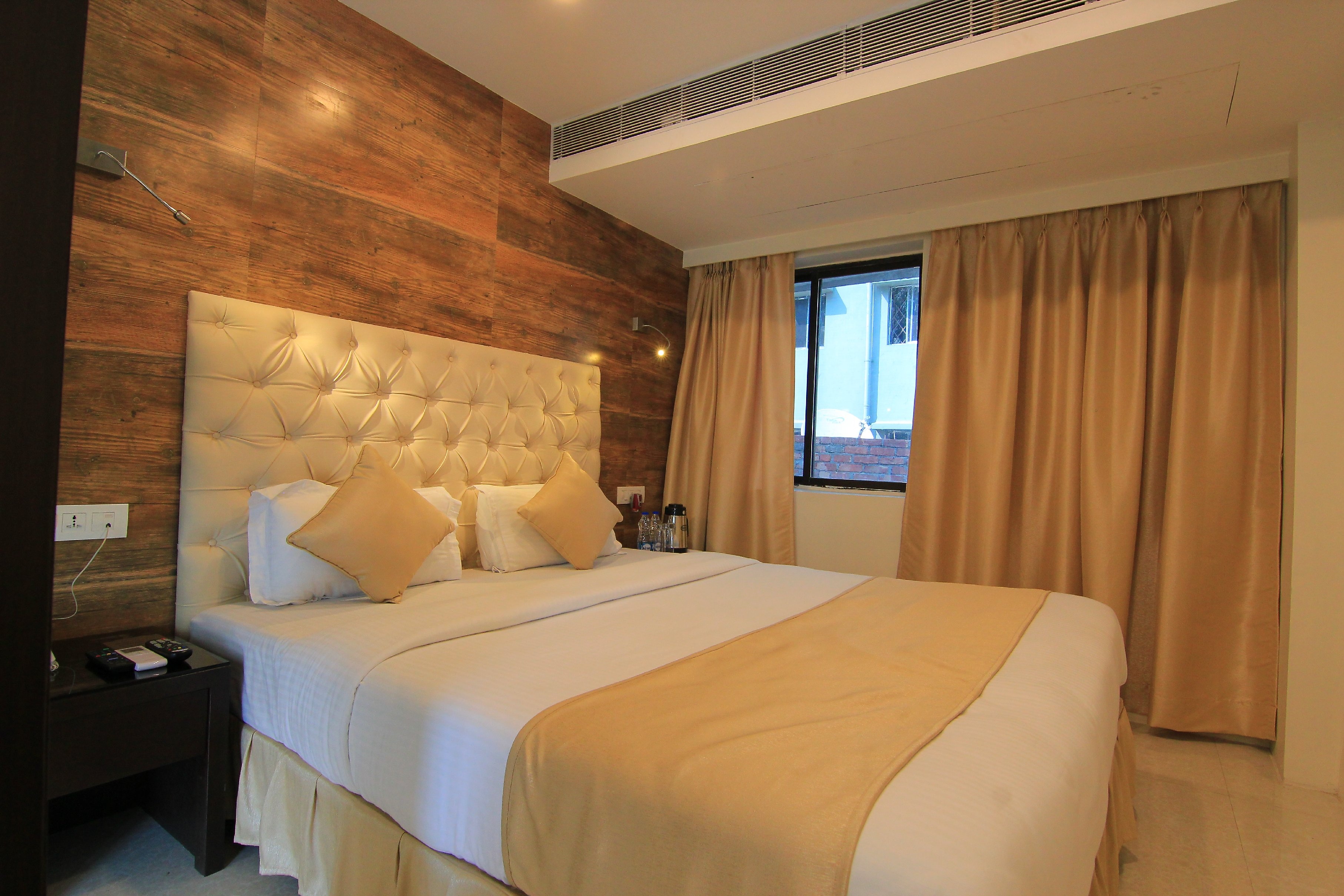 Hotel O2 Oxygen Kolkata Hotel Price, Address & Reviews