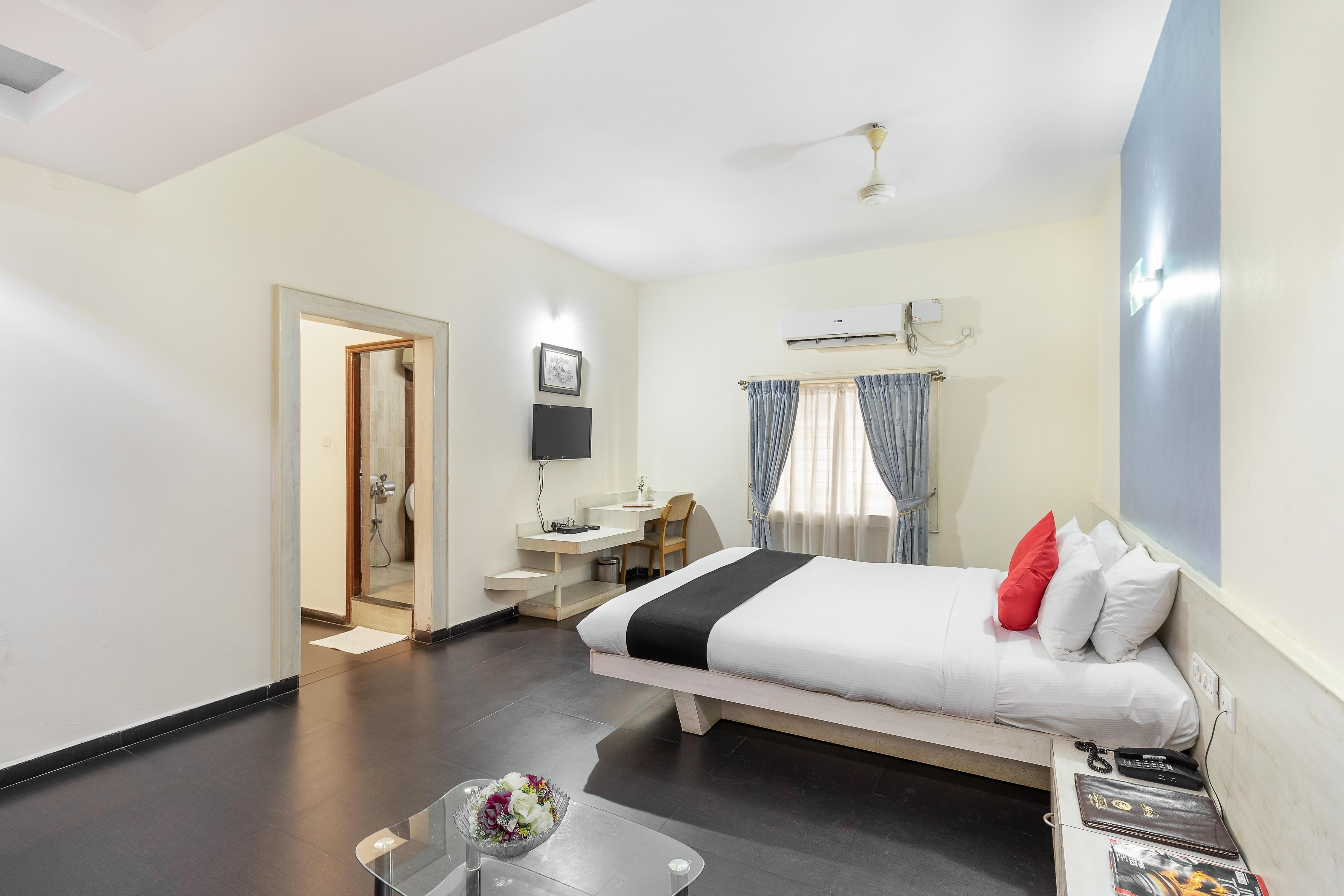 Chairman's Resort 𝗕𝗢𝗢𝗞 Bangalore Resort 𝘄𝗶𝘁𝗵 𝗙𝗥𝗘𝗘 𝗖𝗮𝗻𝗰𝗲𝗹𝗹𝗮𝘁𝗶𝗼𝗻