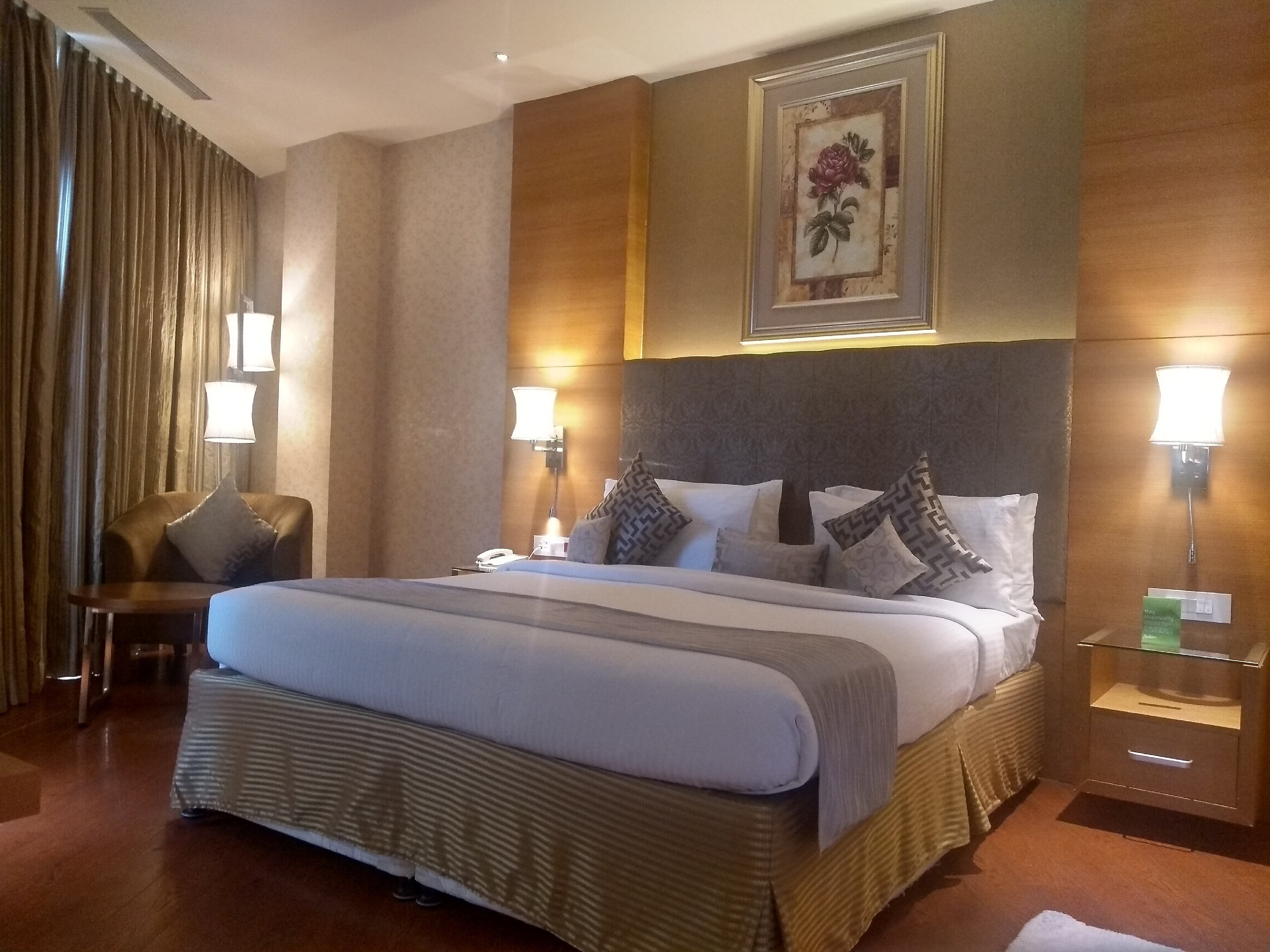 Radisson Salem Salem Hotel Price, Address & Reviews