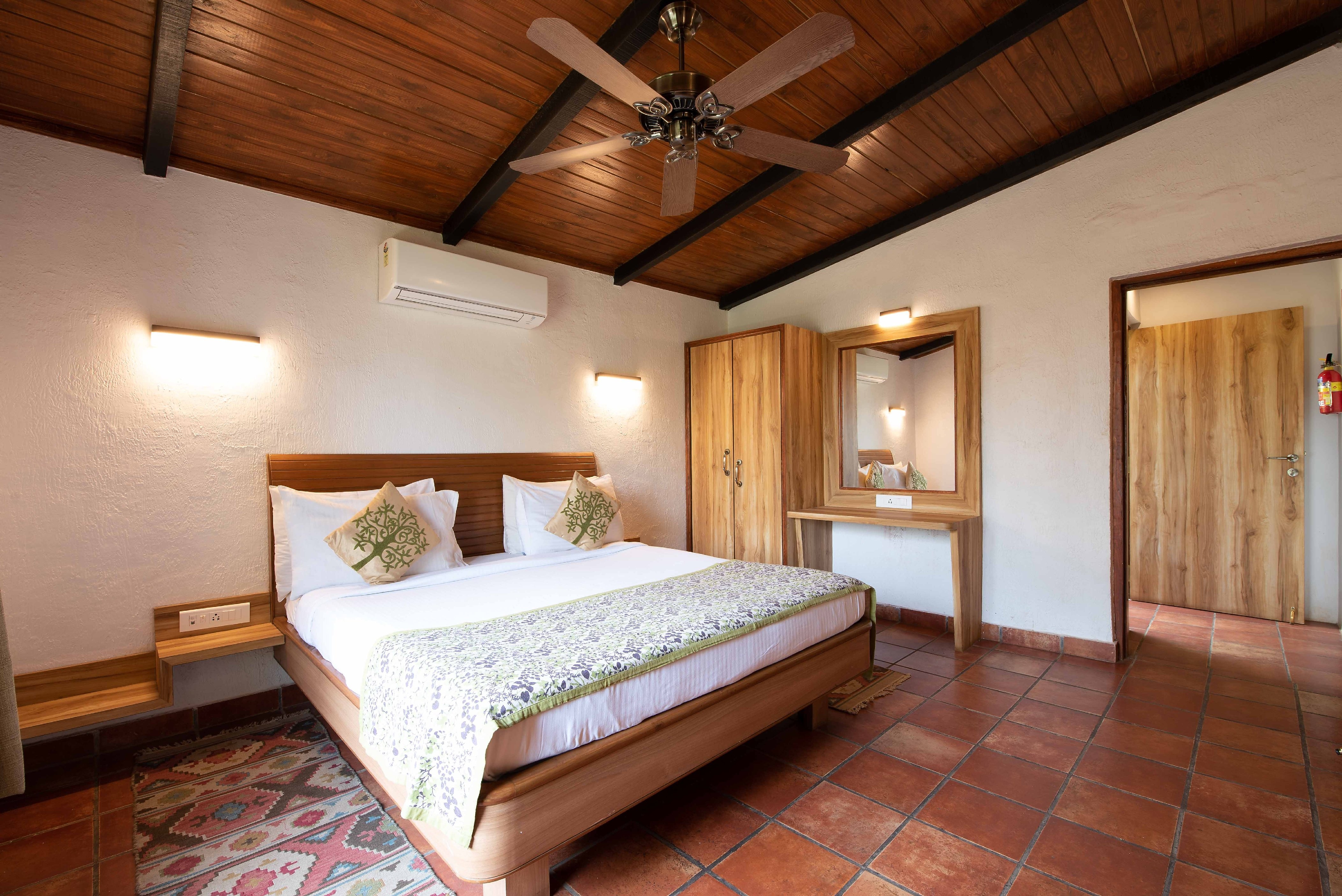 Anandvan Resort Bhandardara INR 450 OFF ( ̶7̶5̶0̶0̶ ) Resort Price ...