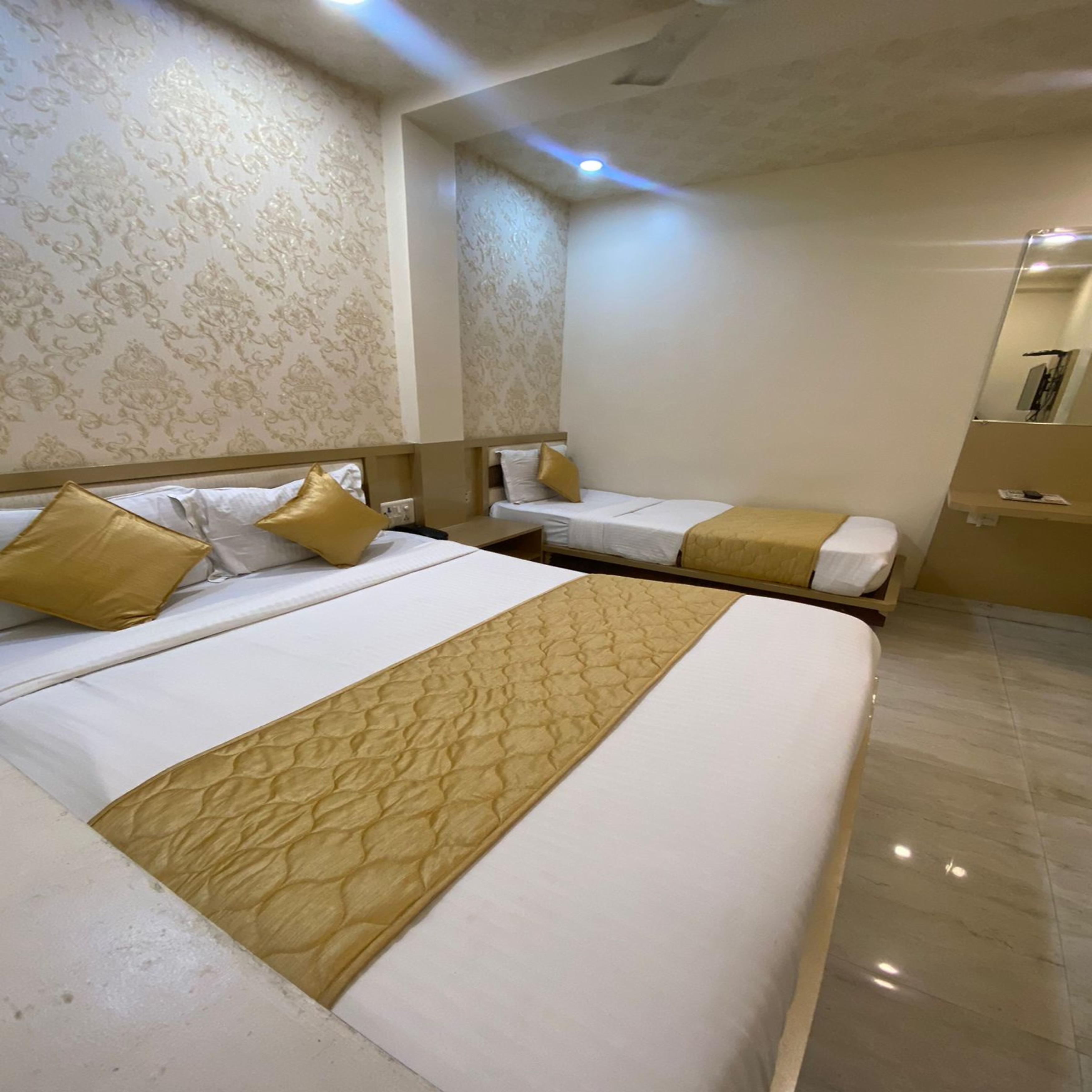 Hotel Pearl View - Near US Embassy Bandra Kurla Complex (BKC), Mumbai ...