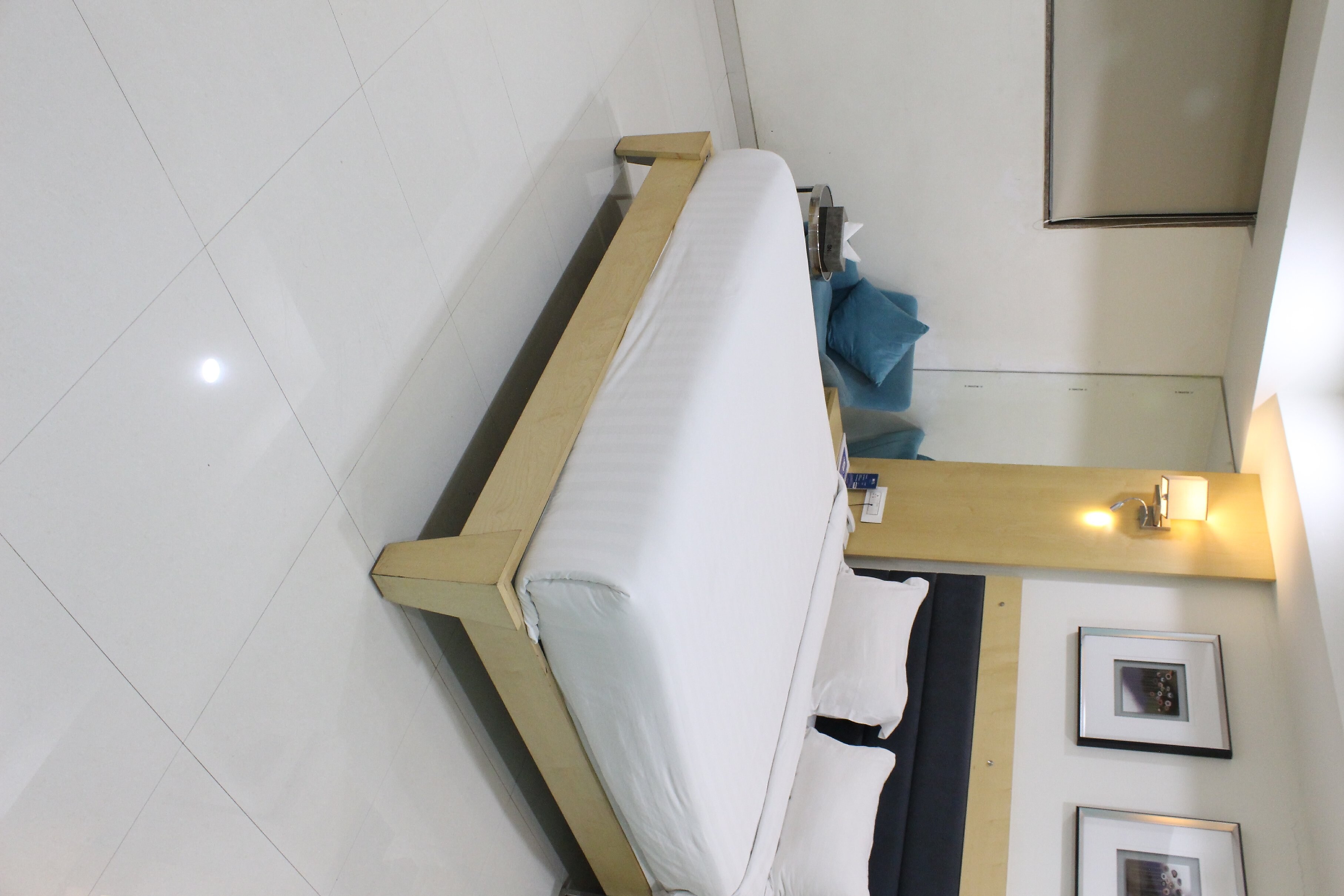 SN Blu Hotel Ahmedabad INR 767 OFF ( ̶2̶8̶0̶0̶ ) Hotel Price, Address ...