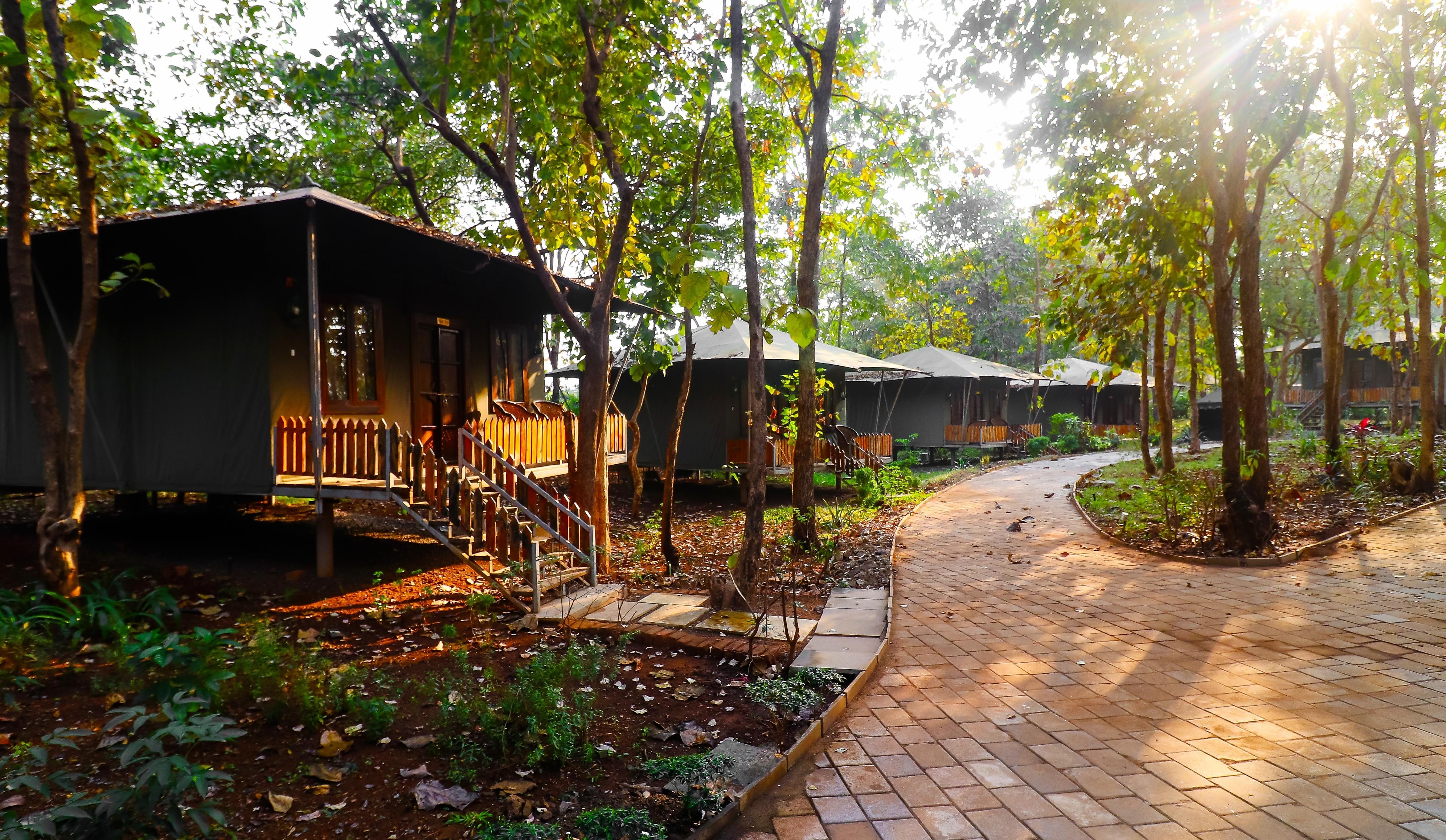 Govardhan Eco Village 𝗕𝗢𝗢𝗞 Palghar Resort