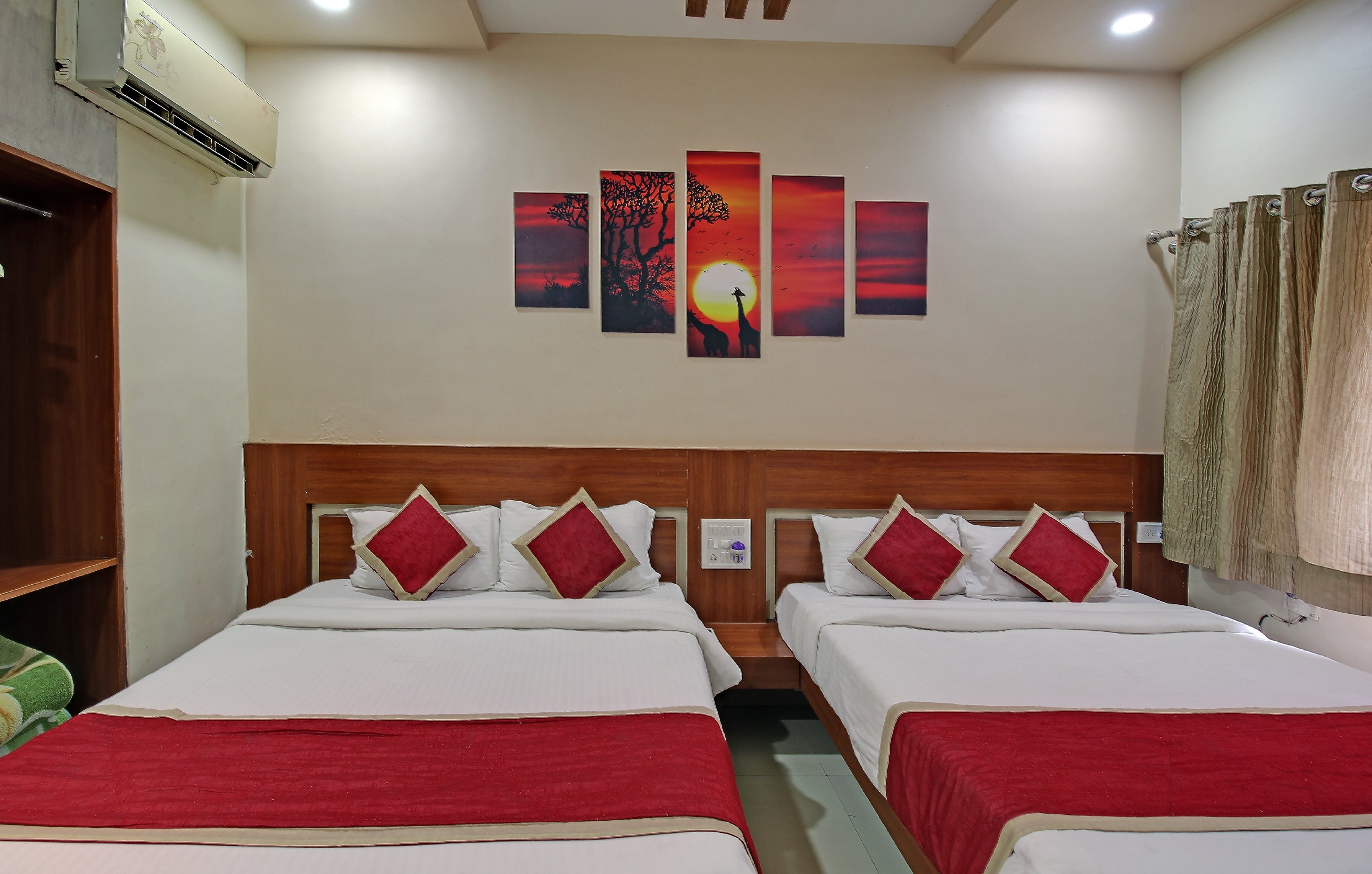 Hotel Sunset Inn Mount Abu with swimming pool 𝗕𝗢𝗢𝗞 Mount Abu Hotel 𝘄𝗶𝘁𝗵 ...