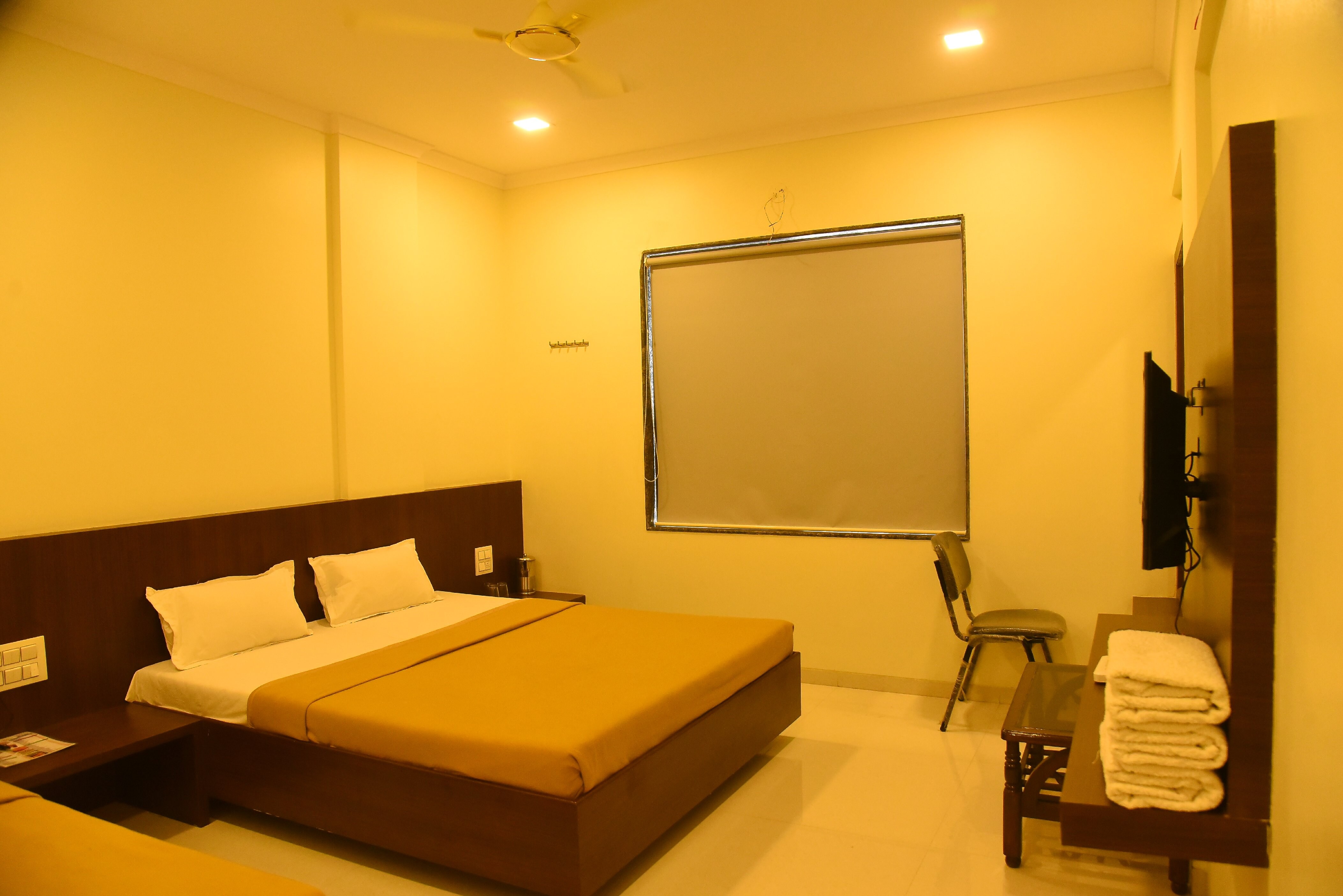 Hotel Vidisha Palace Shirdi INR 218 OFF ( ̶1̶5̶0̶0̶ ) Hotel Price ...