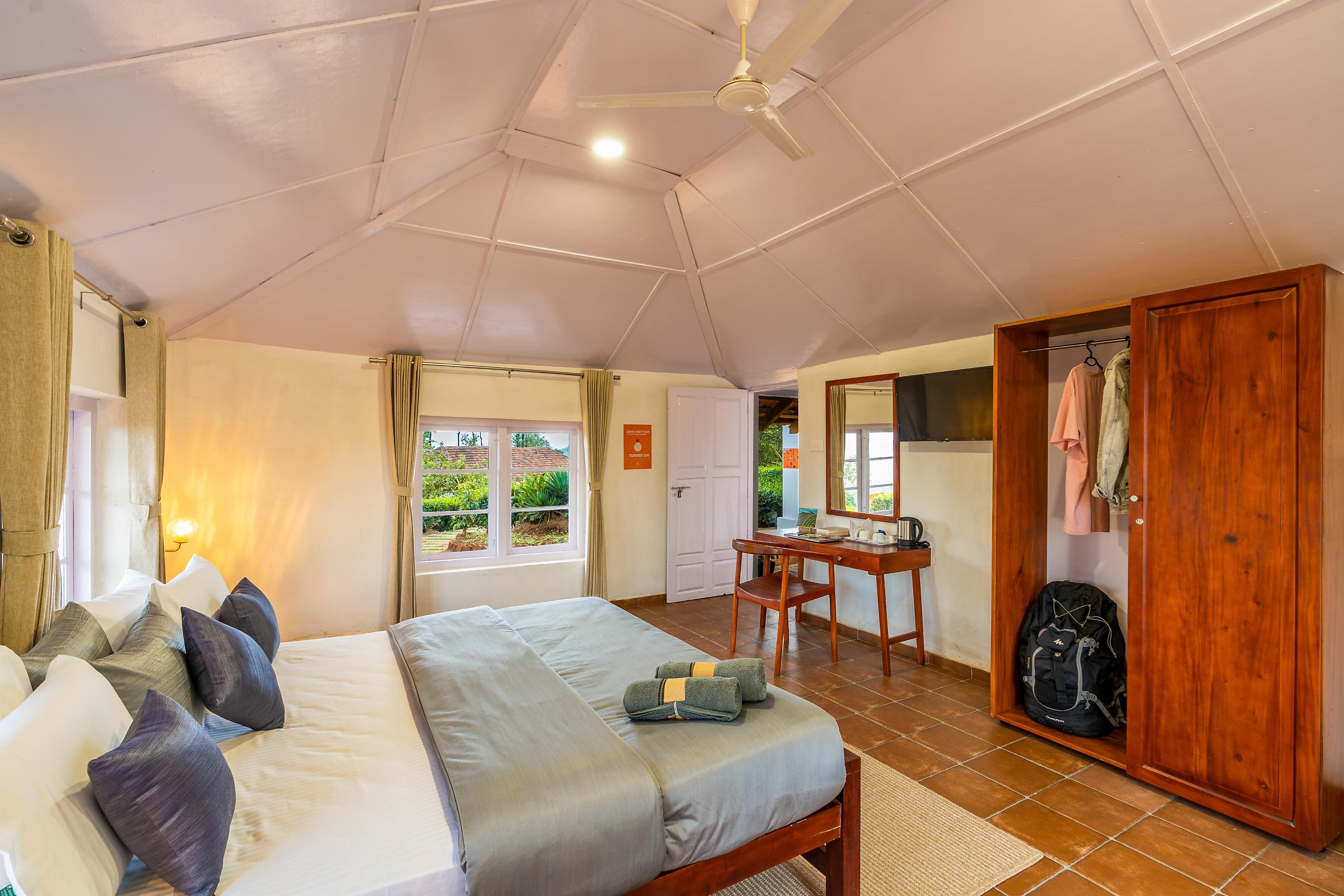 Zostel Plus Wayanad 𝗕𝗢𝗢𝗞 Wayanad Hostel