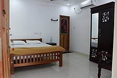 Houseboats in Alleppey Book 𝘄𝗶𝘁𝗵 ₹𝟬 𝗣𝗔𝗬𝗠𝗘𝗡𝗧