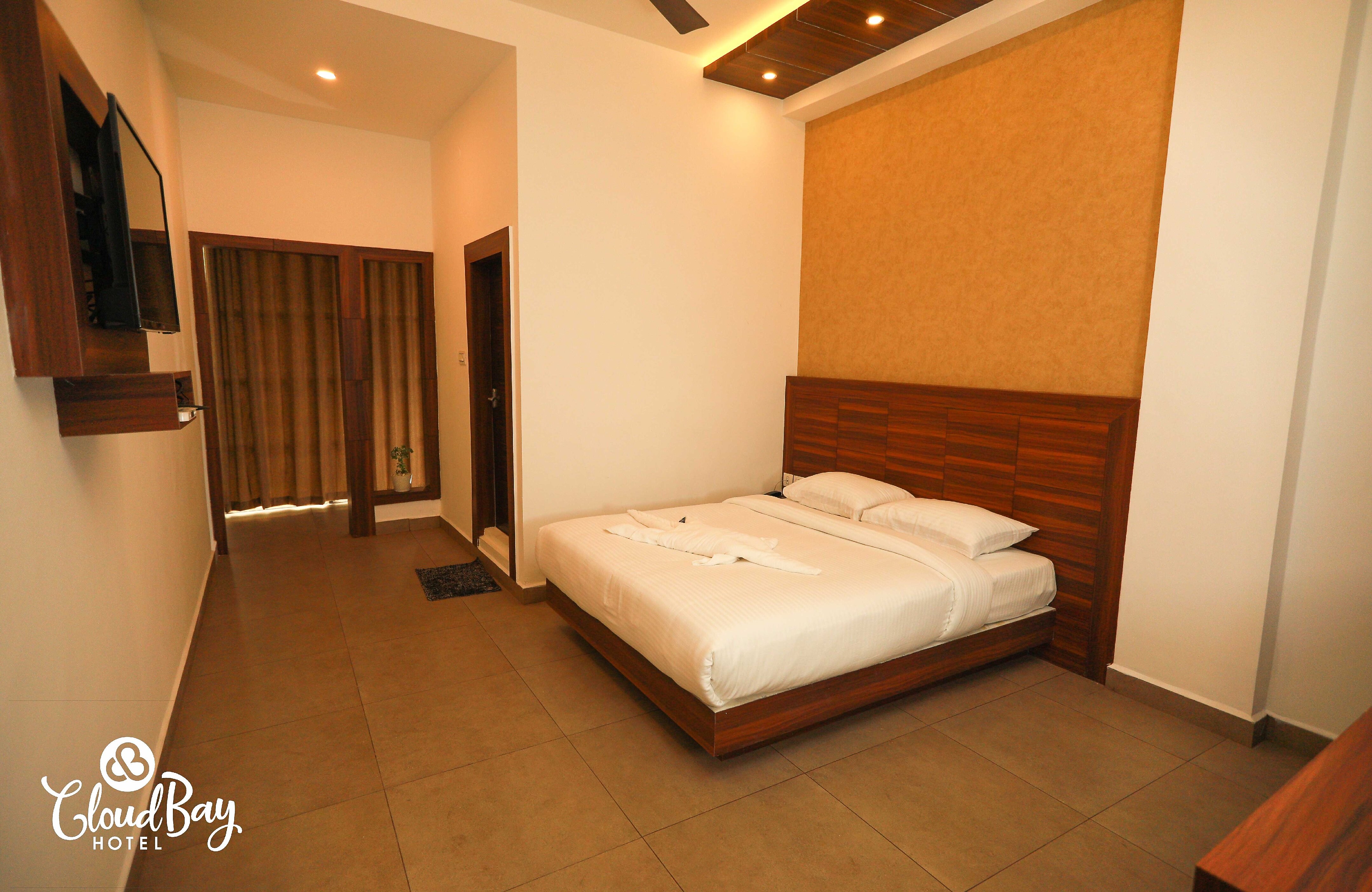 CloudBay hotel Kattappana INR 462 OFF ( ̶2̶1̶9̶0̶ ) Hotel Price ...