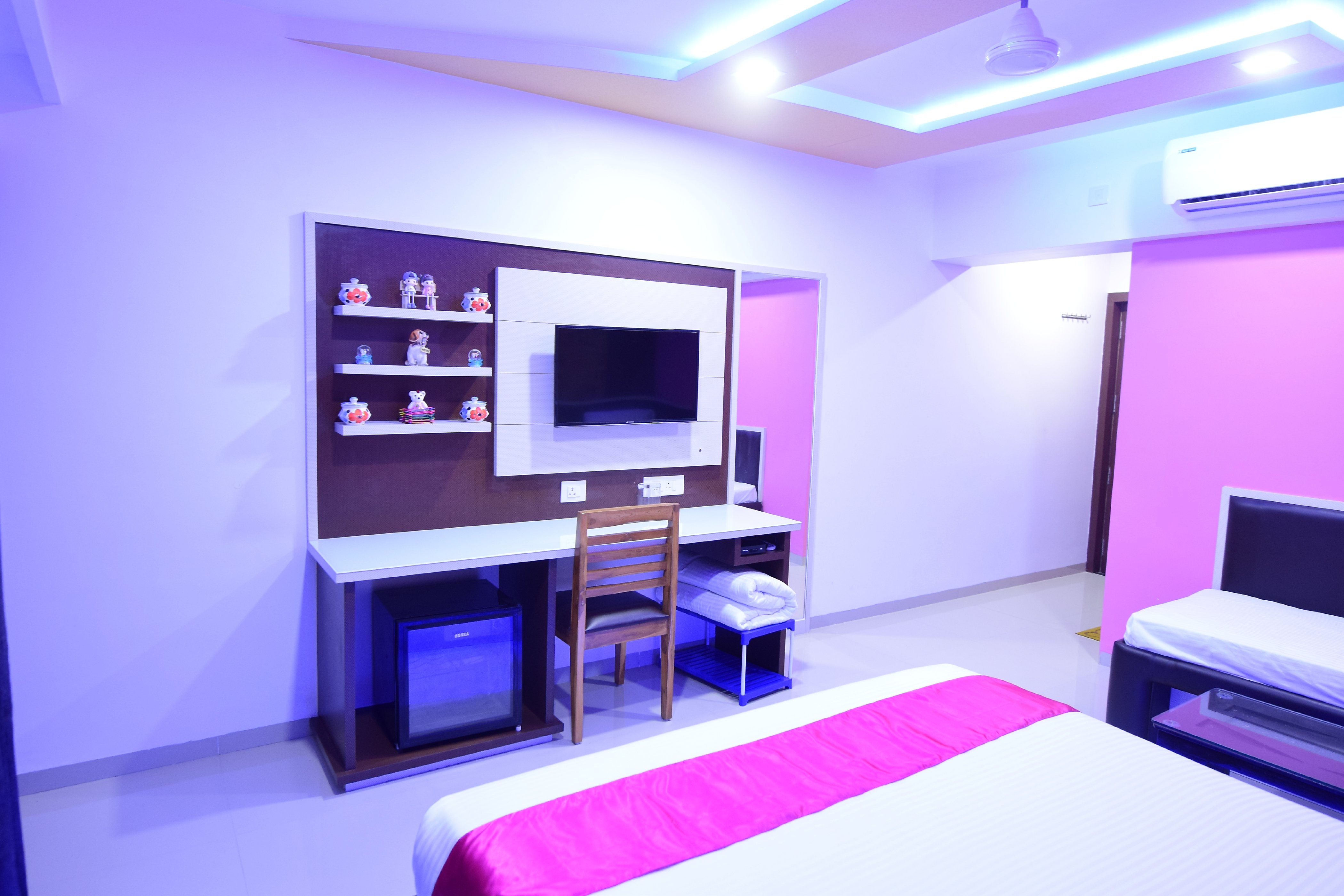 RAINBOW RESORT Diu INR 379 OFF ( ̶2̶6̶0̶0̶ ) Resort Price, Address ...