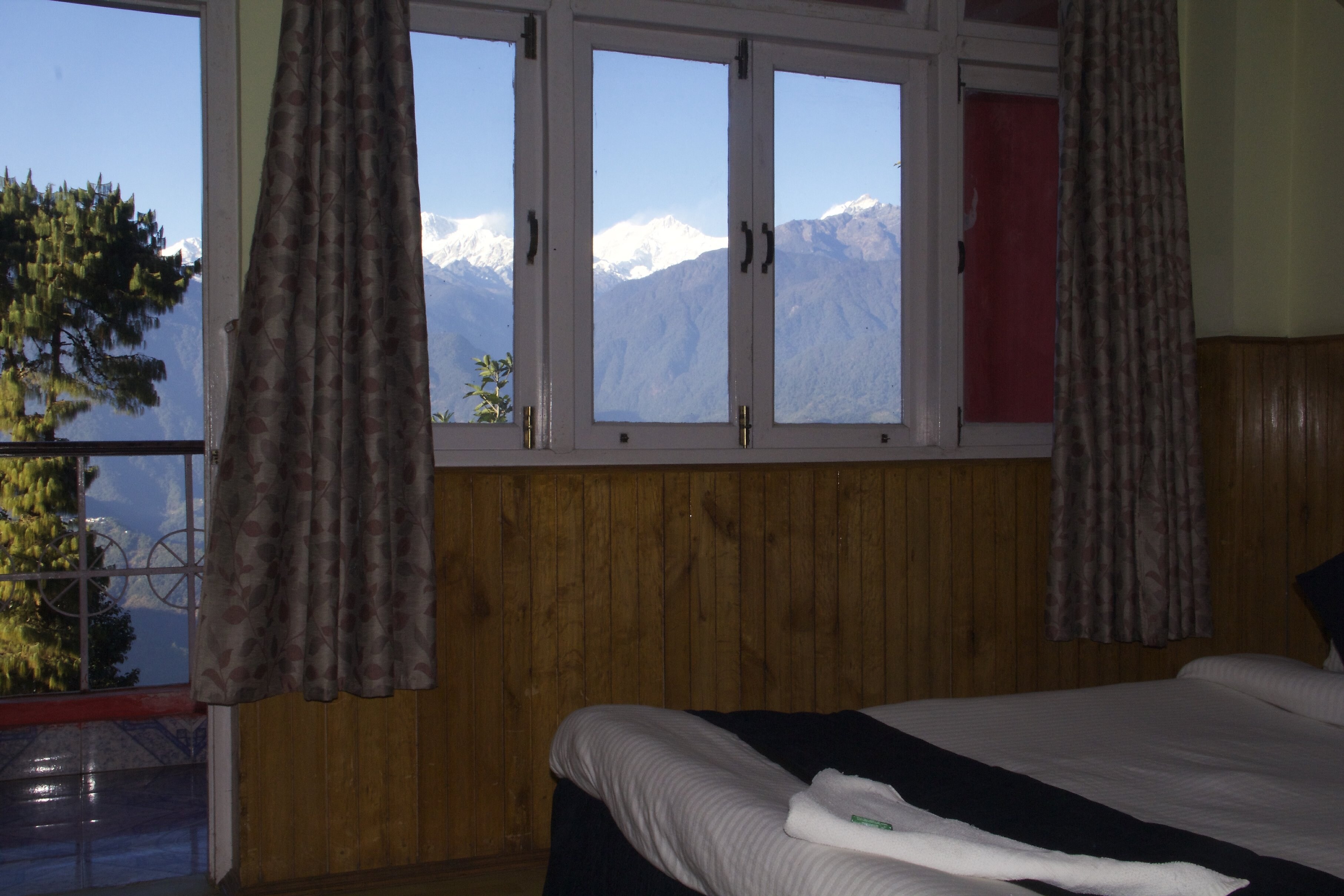 BluBen Alpine Pelling Homestay Price, Address & Reviews
