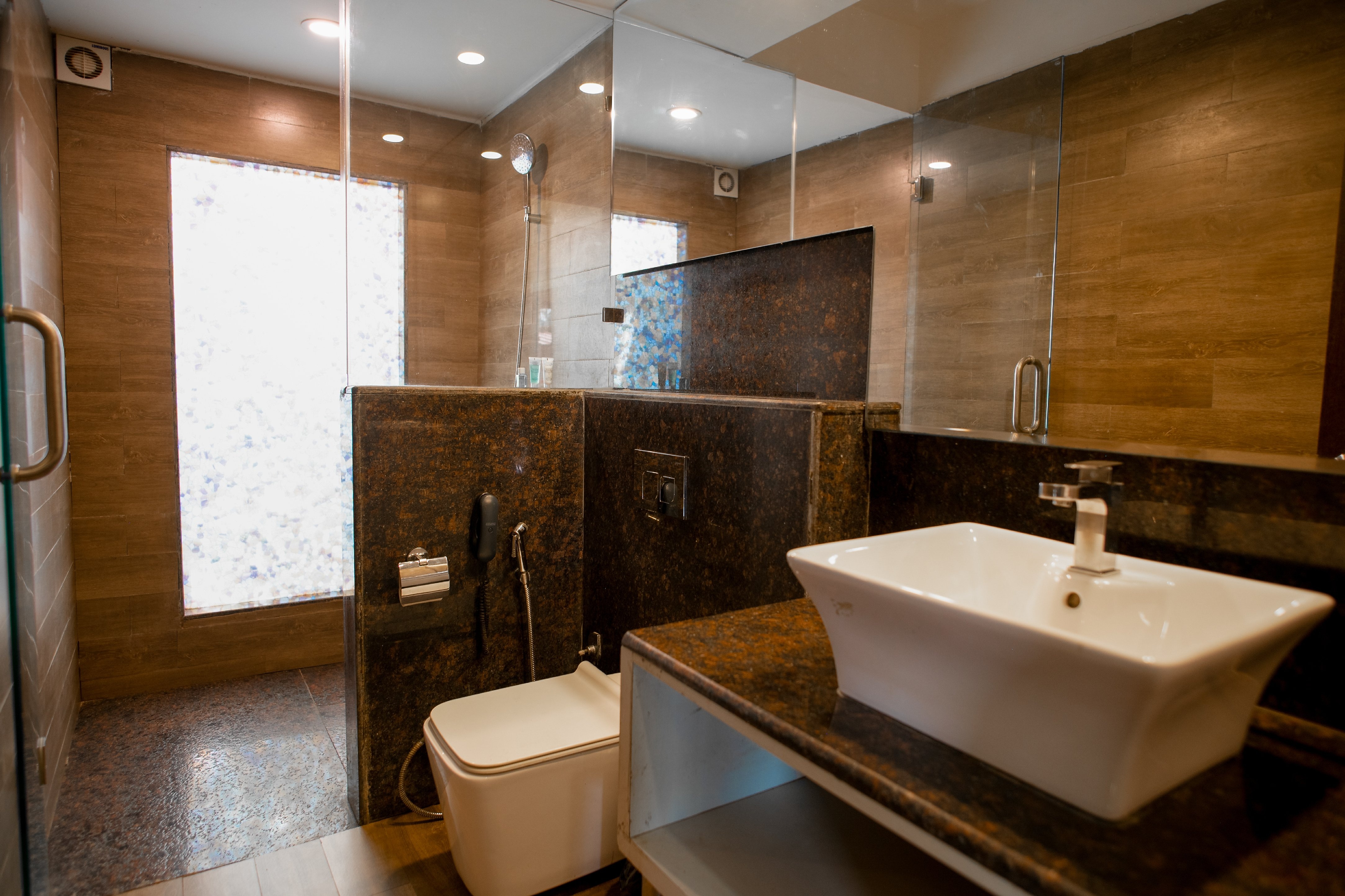 Amara Oceanfront Resort & Club Baga Hotel Goa - Reviews, Photos & Offer