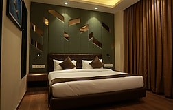 The Monarch at MIDC Rabale 𝗕𝗢𝗢𝗞 Navi Mumbai Hotel