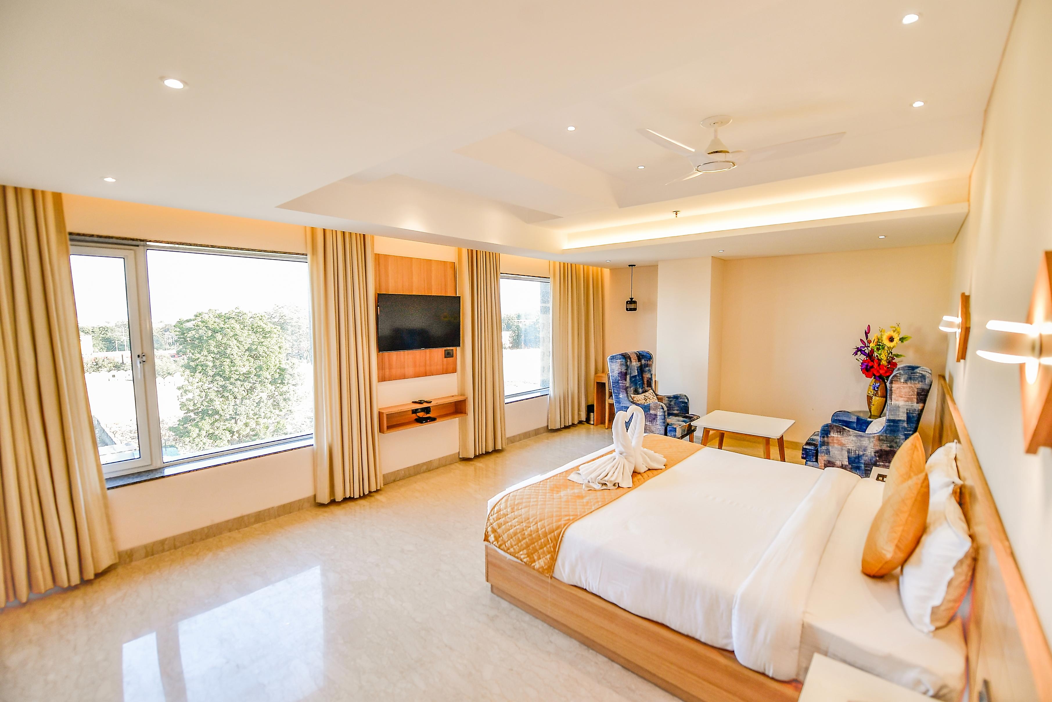 Hotel Palash Regency 100% Money Back 𝗕𝗢𝗢𝗞 Udaipur Hotel 𝘄𝗶𝘁𝗵 𝗙𝗥𝗘𝗘 ...