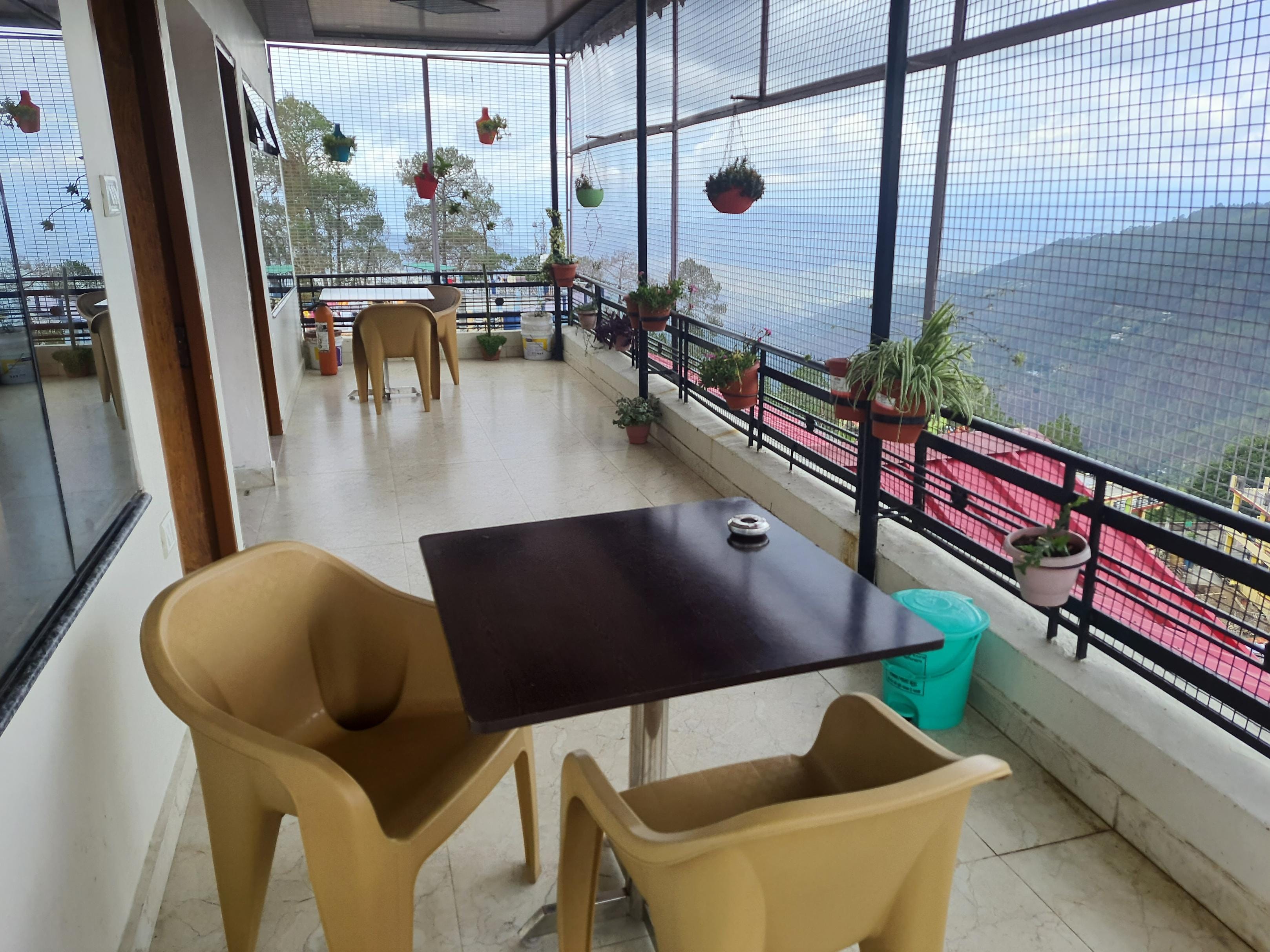 devki palace 𝗕𝗢𝗢𝗞 Ranikhet Homestay 𝘄𝗶𝘁𝗵 ₹𝟬 𝗣𝗔𝗬𝗠𝗘𝗡𝗧