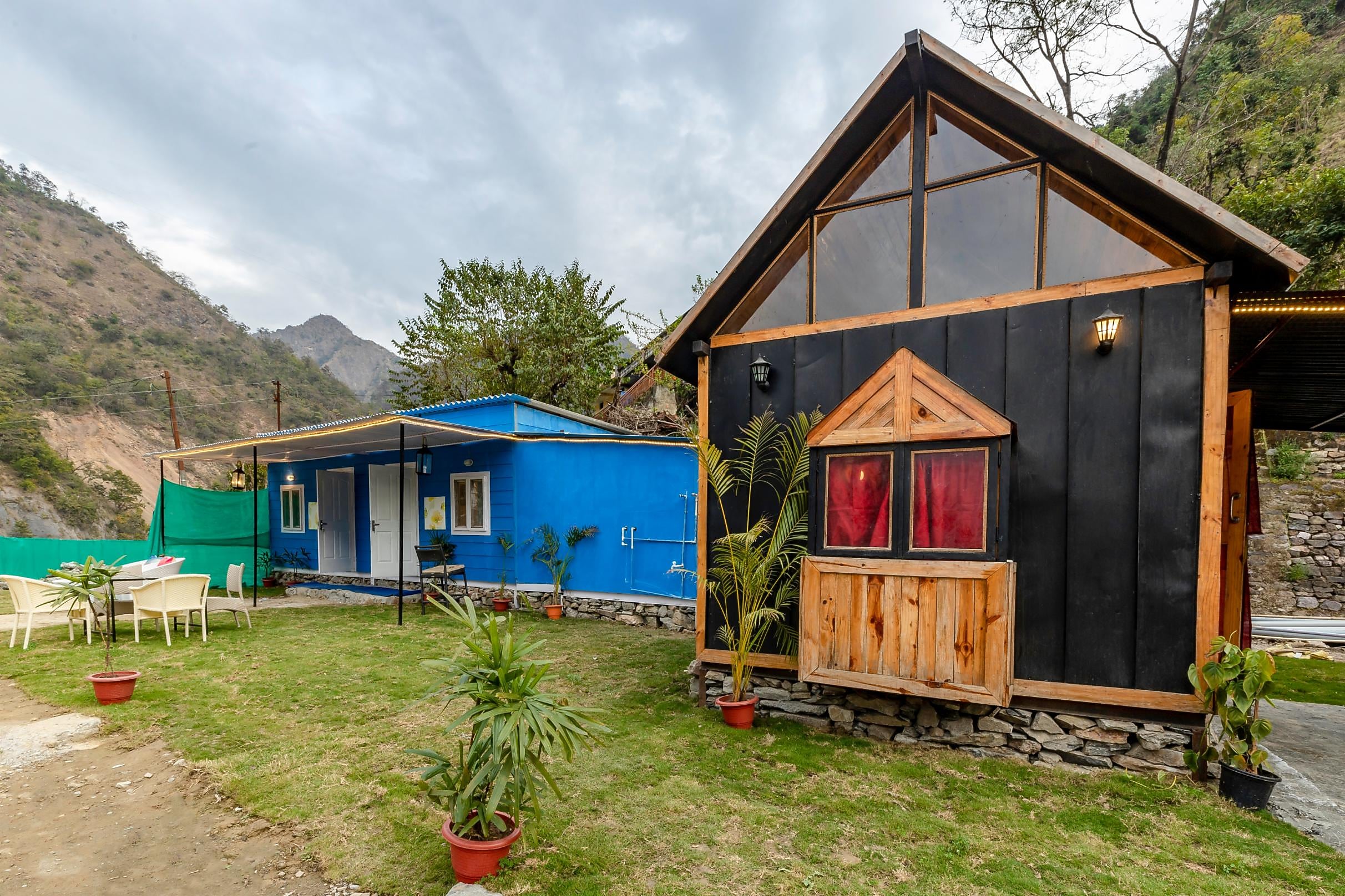 The Queens Rishikesh | Rooms in a Homestay 𝗕𝗢𝗢𝗞 Rishikesh Cottage
