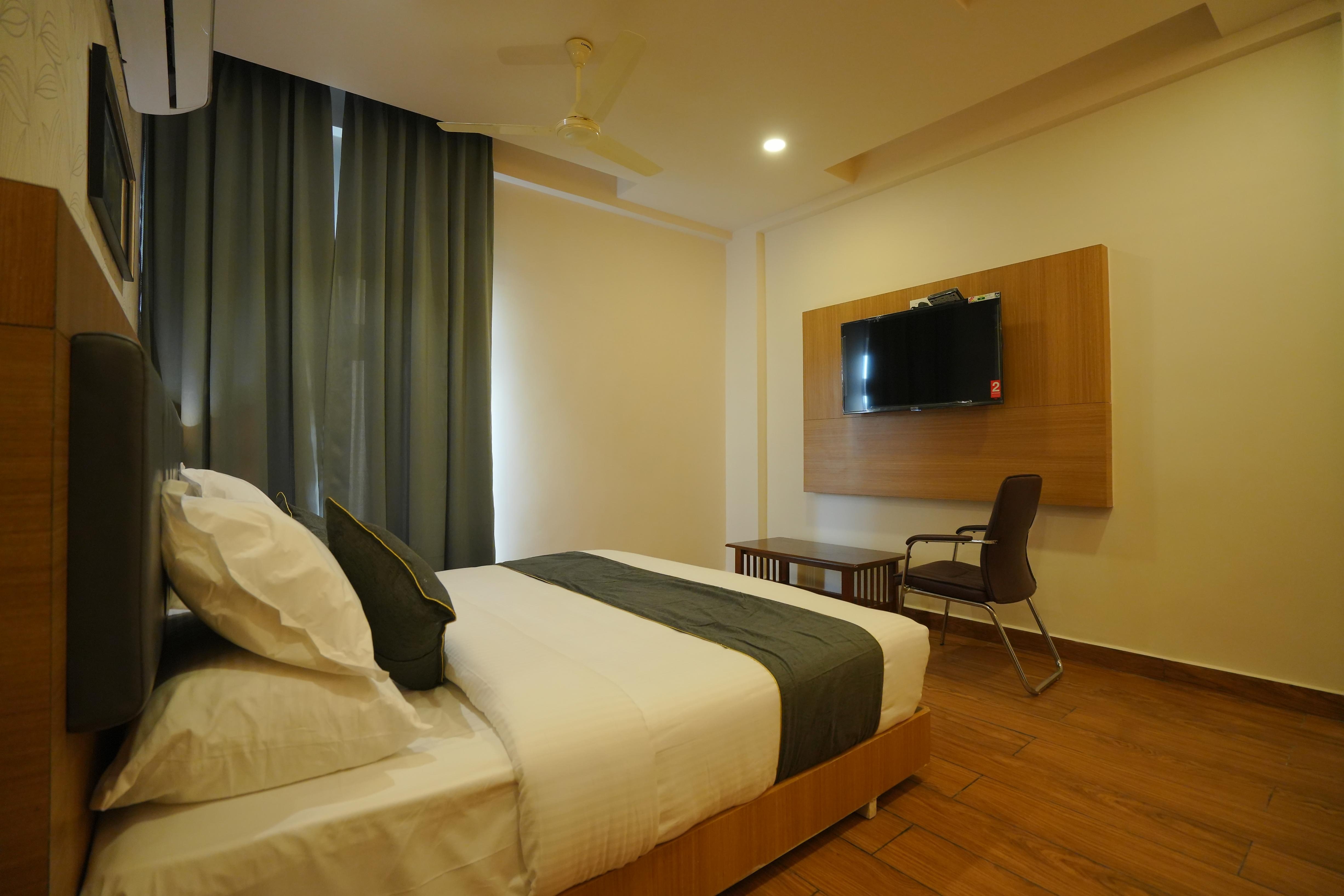 KVP GOLDEN INN 𝗕𝗢𝗢𝗞 Tirupati Hotel 𝘄𝗶𝘁𝗵 𝗙𝗥𝗘𝗘 𝗖𝗮𝗻𝗰𝗲𝗹𝗹𝗮𝘁𝗶𝗼𝗻