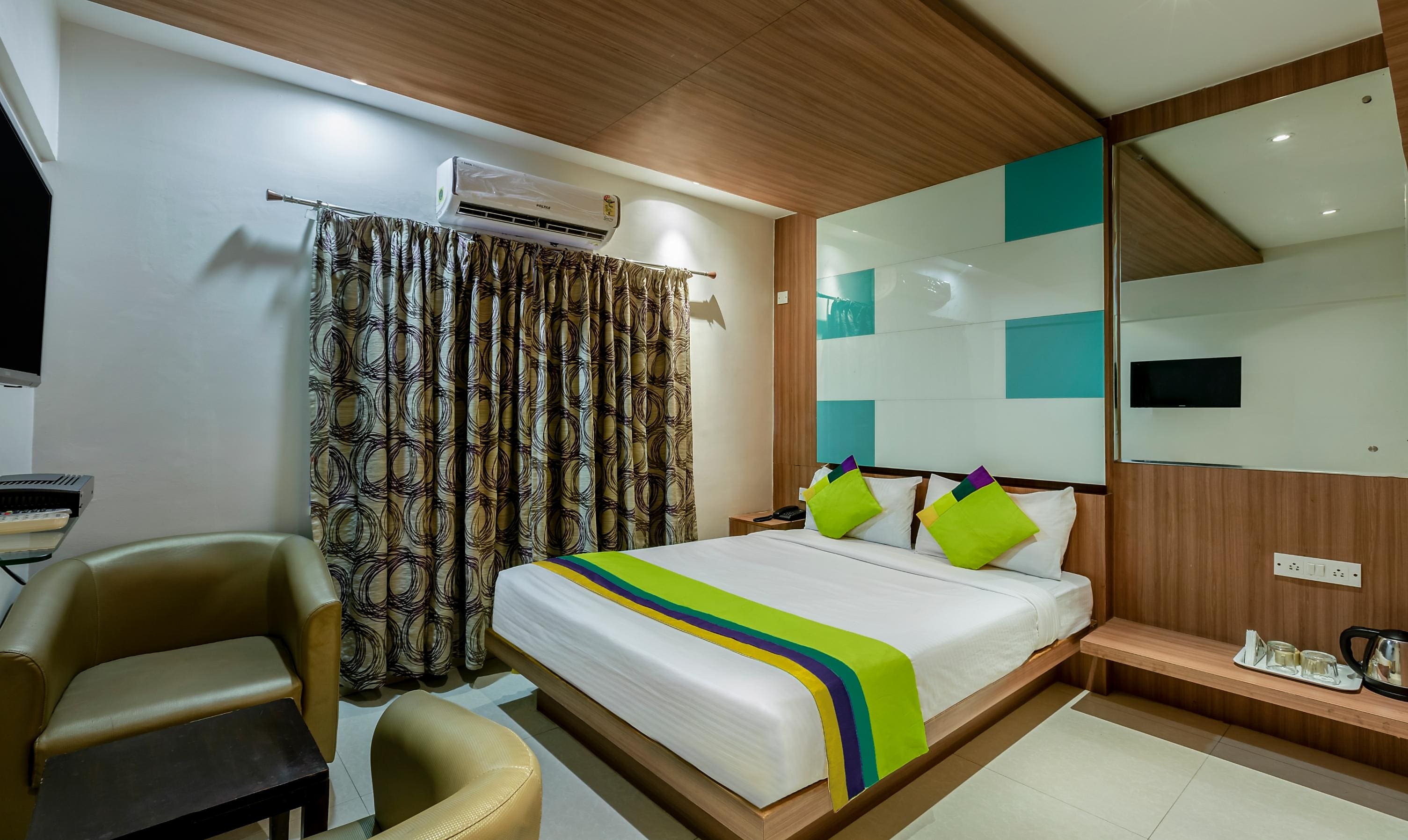 Itsy Hotels Hiland Suites 𝗕𝗢𝗢𝗞 Bangalore Hotel