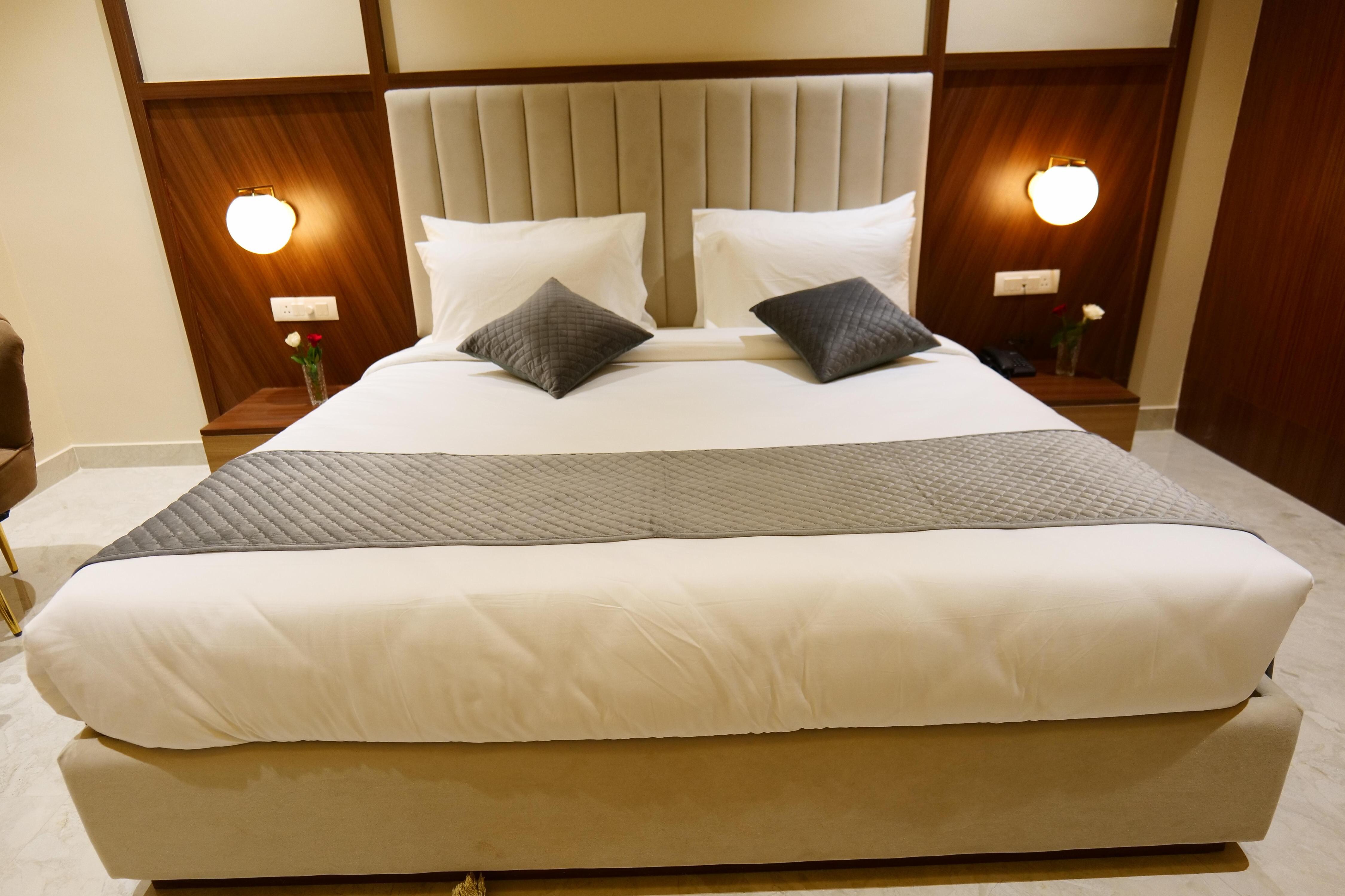 Hotel Vedangam Varanasi 𝗕𝗢𝗢𝗞 Varanasi Hotel 𝘄𝗶𝘁𝗵 𝗙𝗥𝗘𝗘 𝗖𝗮𝗻𝗰𝗲𝗹𝗹𝗮𝘁𝗶𝗼𝗻