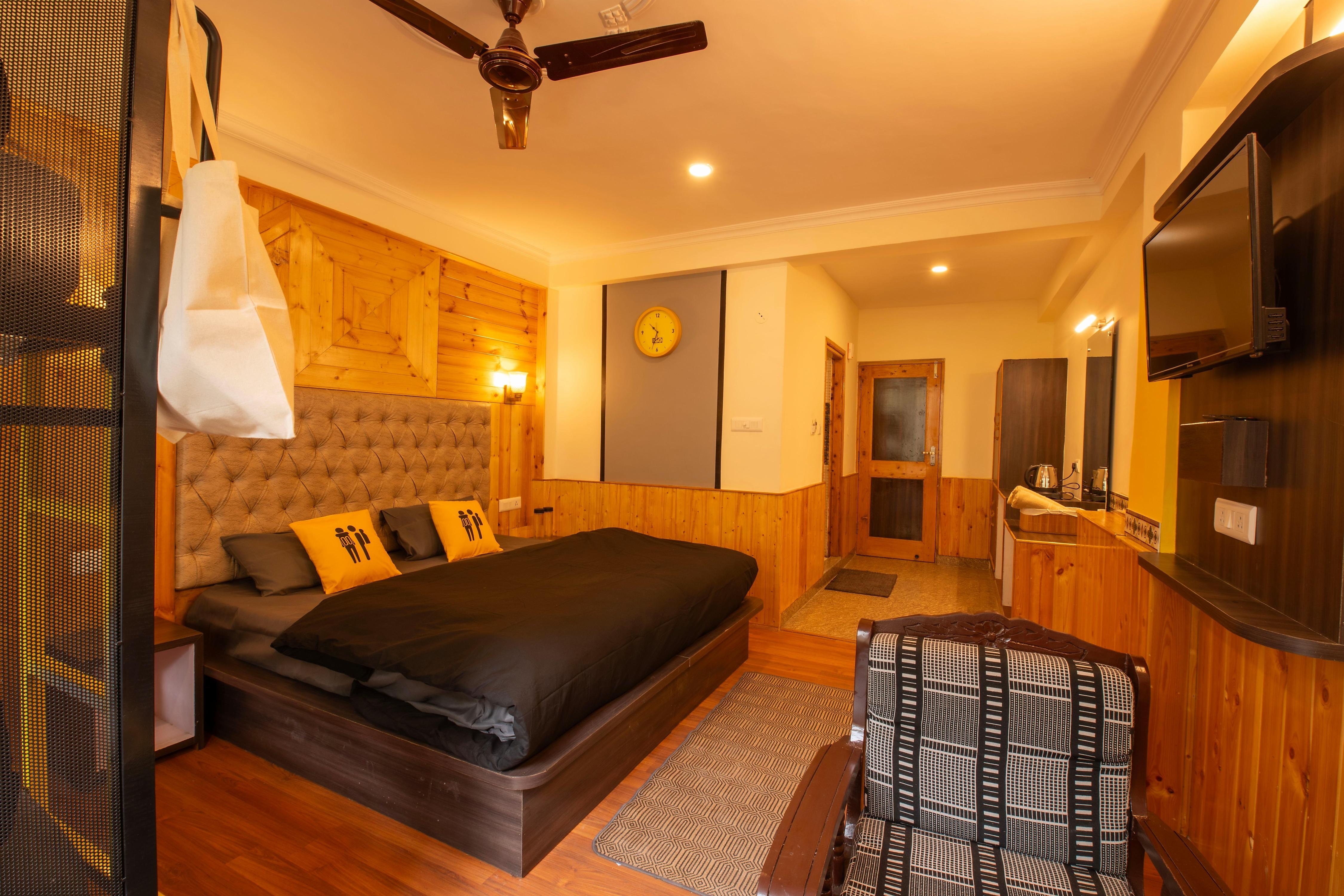 The Hosteller Manali, Old Manali 𝗕𝗢𝗢𝗞 Manali Hostel 𝘄𝗶𝘁𝗵 𝗙𝗥𝗘𝗘 𝗖𝗮𝗻𝗰𝗲𝗹𝗹𝗮𝘁𝗶𝗼𝗻