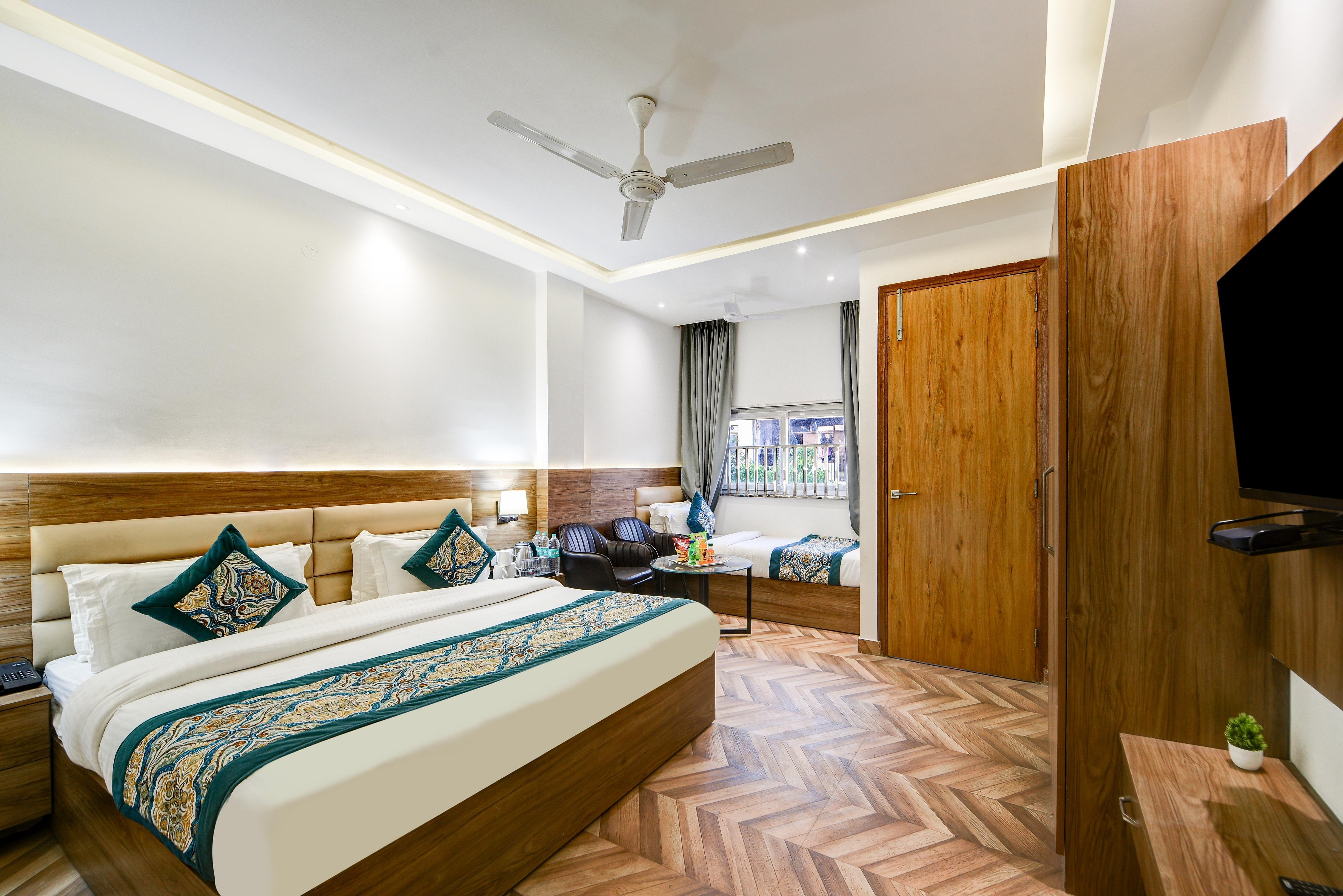 The Sunrise Vista Near Nizamuddin Railway Station Hotel Delhi - Reviews ...
