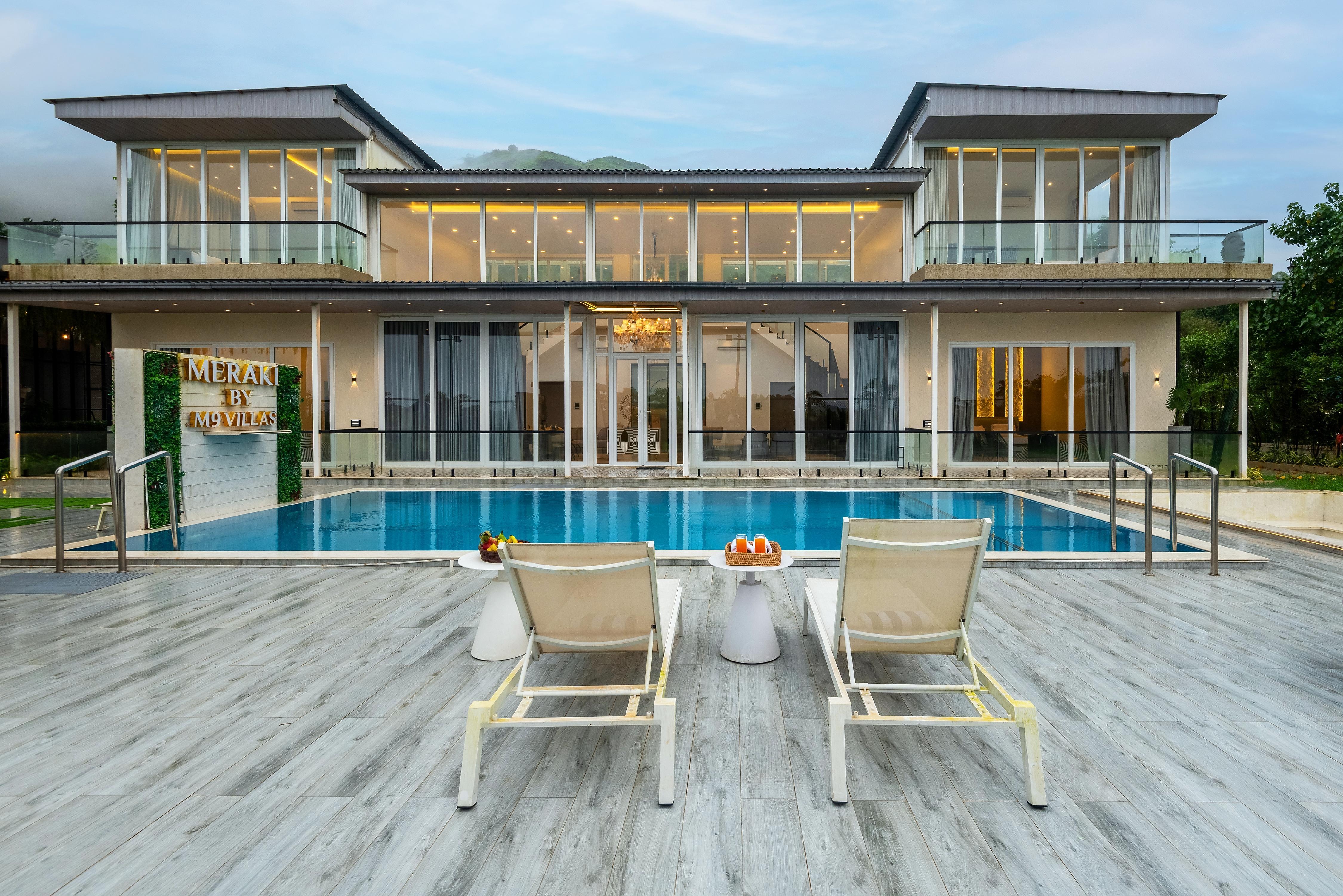 ELIVAAS Meraki Villa | Luxe 5 BHK Glass Villa With Private Pool ...