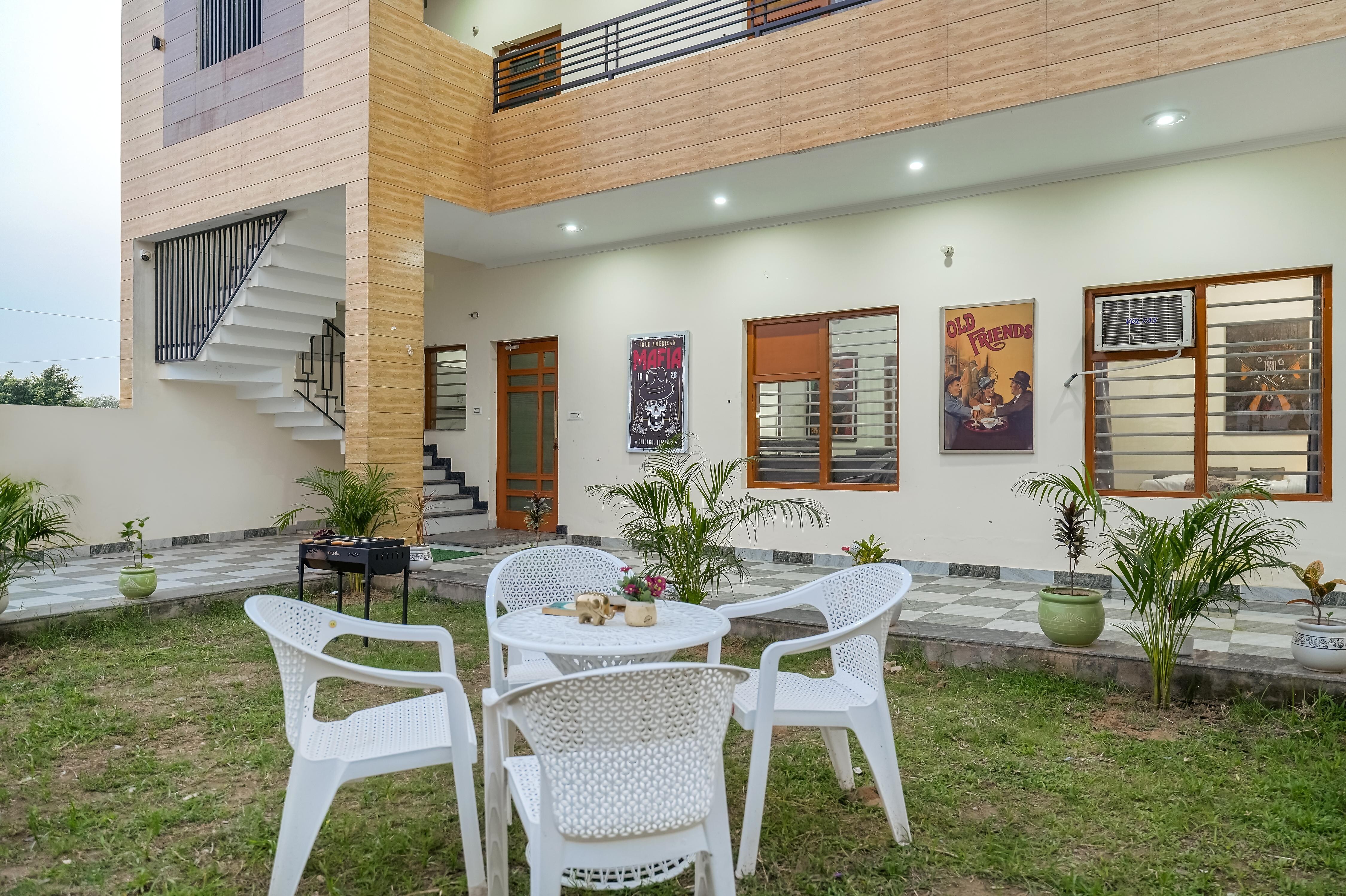 Las Vegas Party house by Aerogreen Homestay 𝗕𝗢𝗢𝗞 Mohali Villa